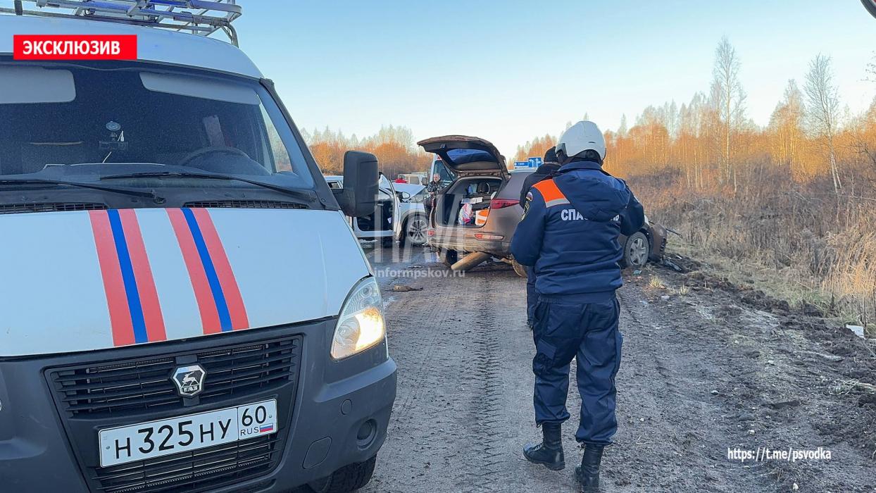 Три человека пострадали в ДТП на Северном обходе